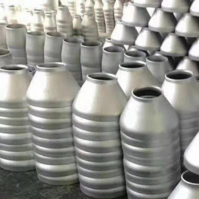 China De ingepaste Naadloze Concentrische en Zonderlinge Componenten van de Reductiemiddelenpijp Te koop