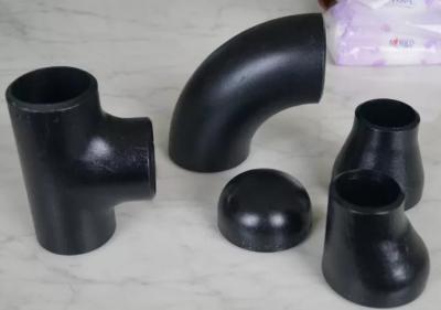 中国 A234WPB 304L 316Lの継ぎ目が無い管付属品の肘の詐欺Eccの減力剤の帽子は抵抗を身に着けている 販売のため