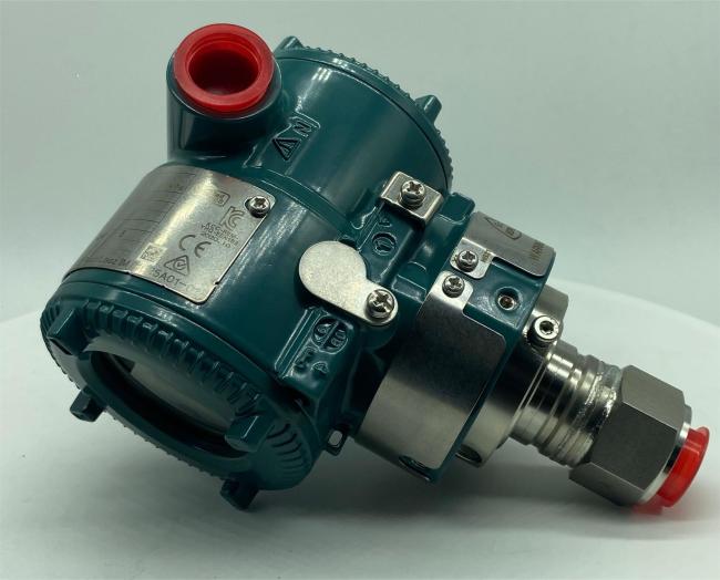 EJA110E Transmitter installation example