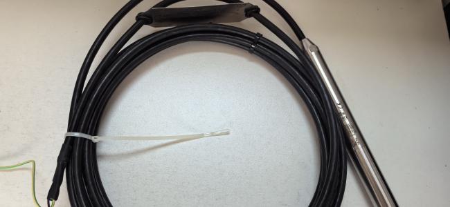 Endress Hauser Waterpilot FMX21 Compact Probe front view