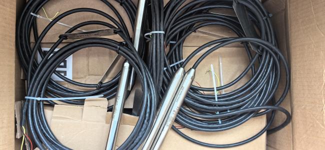 Endress Hauser Waterpilot FMX21 Compact Probe side view