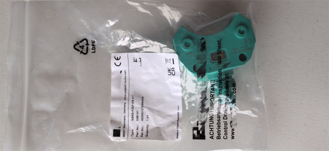 P+F NBN3-F25F-E8-V1 inductive sensor front view