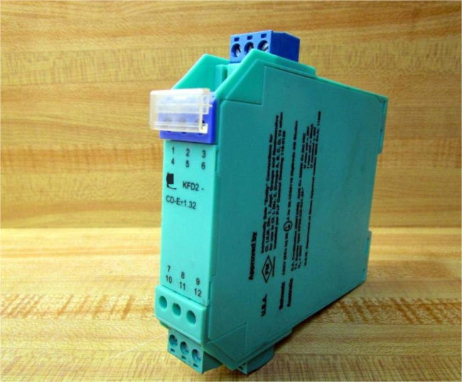 P+F Current Driver KFD2-CD-Ex1.32 front view