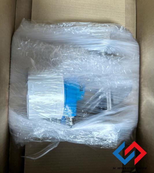 Quality 8E1C08-10D8/0 Endress Hauser Coriolis Flow Meter / Endress Hauser Mass Flow for sale