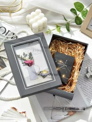 Cina Stampa su ordinazione di Art Paper Paperboard Gift Boxes CMYK per il profumo cosmetico in vendita