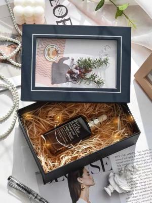 Cina Stampa su ordinazione di Art Paper Paperboard Gift Boxes CMYK per il profumo cosmetico in vendita