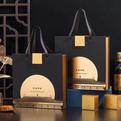 Cina Scatola nera di Art Paper Magnetic Closure Gift che imballa con il logo di stampa della maniglia della corda in vendita