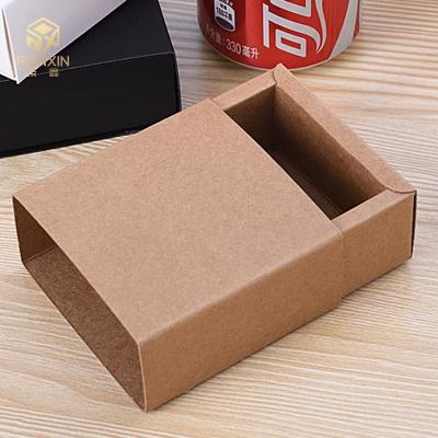 Cina Contenitore di regalo riciclabile di Kraft del cassetto del certificato del FSC con il nero della finestra in vendita