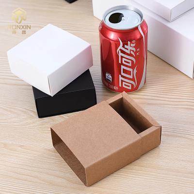 Cina Contenitore di regalo riciclabile di Kraft del cassetto del certificato del FSC con il nero della finestra in vendita