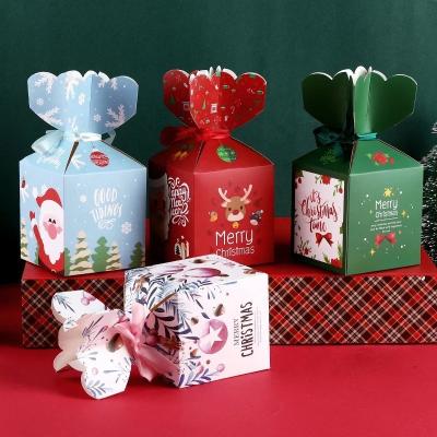 Cina Scatola d'imballaggio di Apple di Natale del regalo con decorativo del nastro su misura in vendita