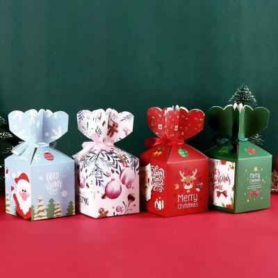 Cina Sacchi di carta variopinti di favore di partito di altezza di 22cm, scatola dolce di Candy per il Natale in vendita