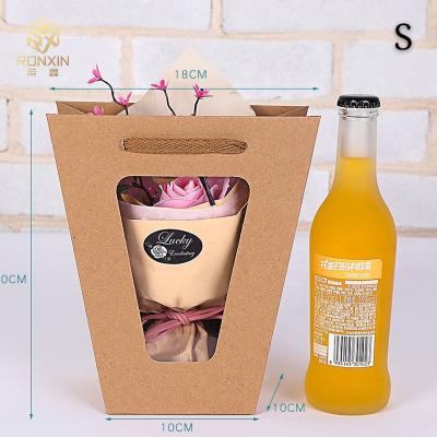 Cina il contenitore di regalo di Kraft di altezza di 35cm con la finestra ha personalizzato Logo Printed in vendita