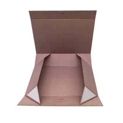 Cina Contenitore di regalo magnetico fatto a mano della chiusura di rosa, Flip Top Magnetic Box Gift di lusso in vendita