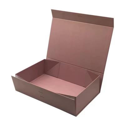 Cina Contenitore di regalo magnetico fatto a mano della chiusura di rosa, Flip Top Magnetic Box Gift di lusso in vendita