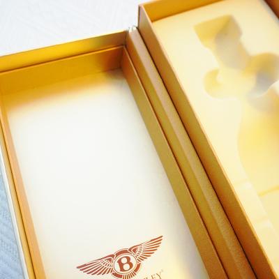 Cina Art Paper Paperboard Gift Boxes giallo con la stampa del logo in vendita