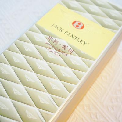 Cina Art Paper Paperboard Gift Boxes giallo con la stampa del logo in vendita