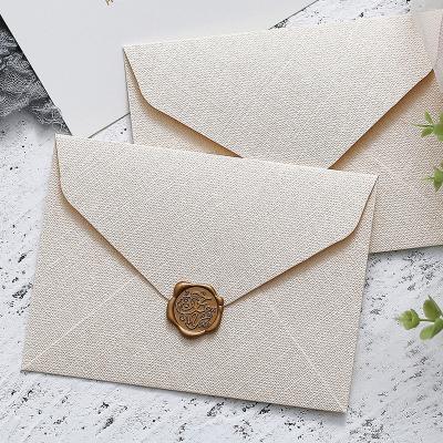 Cina Art Paper Laser Cut Cards bianco che stampa Logo For Wedding Party in vendita