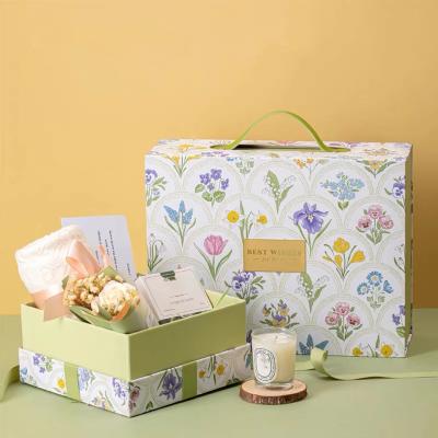 China Empacotamento cosmético verde de Art Paper Paperboard Gift Boxes com fita à venda