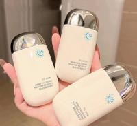 China PE Plastic Type Sunscreen Bottle Featuring Embossed Surface and Base Material PE EVOH Suitable for Large Volume Orders for sale