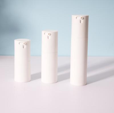 China 15ml 30ml 50ml Capacity Plastic Perfume Tube with Fine Mist Spray and Customized Silkscreen Print for Essential Oils and Cosmetics for sale