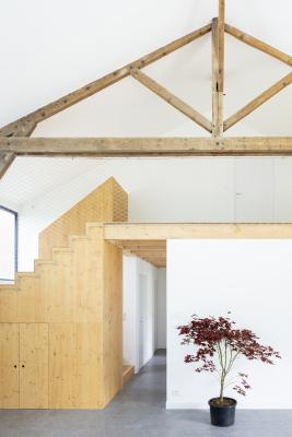 중국 커스터마이징 철강 구조 건물 포괄적 인 기술 지원 및 서비스 가능한 낮은 노동 비용 판매용