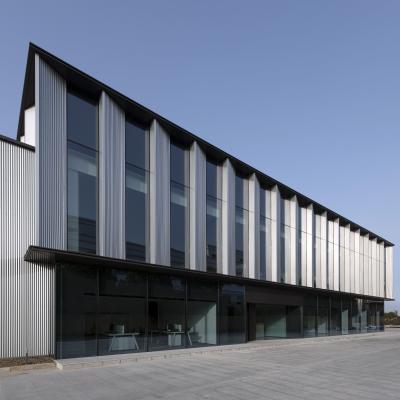 Китай 20-50 долларов США за квадратный метр Стальные конструкции здания с возможным настройкой и предварительной изготовлением вне площадки продается