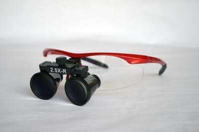 China 2.5X Dental Medical Surgical Binocular Loupes Optical Glass Magnifier with Aluminium Box for sale