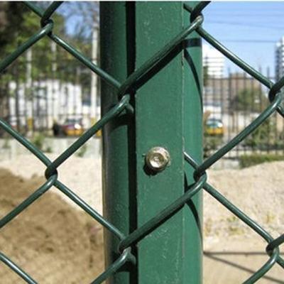 Cina Woven Fencing System For Tennis Court Chain Link Fabric Corrosion Resistance in vendita