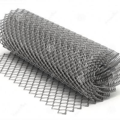 中国 Galvanized Alloy Woven Chainlink Garden Fence Roll For Security System 販売のため