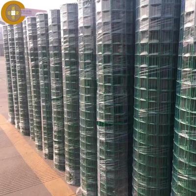 Cina 2x2 3/8 Inch Plastic Coated Welded Wire Mesh Fence Roll Erosion Resistant in vendita