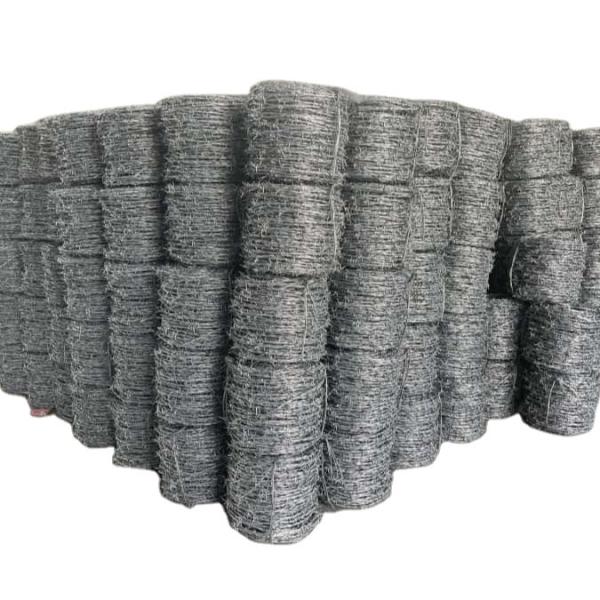 Quality Galvanized Low Carbon Tensile Steel Barbed Wire For Perimeter Protection for sale