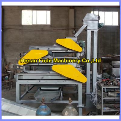 China camellia fruit shelling equipment, camellia seed sheller for sale