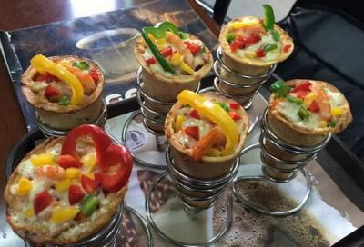 China Pizza Cone Machine,conical pizza machine for sale