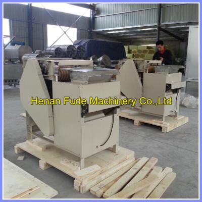 China wet type broad bean peeling machine, broad bean peeler for sale