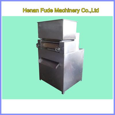 China peanut peeling machine half kernel for sale