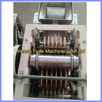 China almond peeling machine, peanut peeling machine for sale