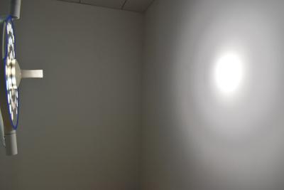 Cina Nuova serie V di apparecchiature mediche LED chirurgia operazione luce soffitto tipo 500mm in vendita