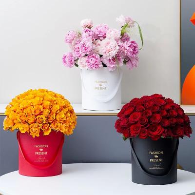 China 3pcs/set round paper gift flower boxes for mushroom rose flower valentines day bouquets with balloons custom logo printed factory