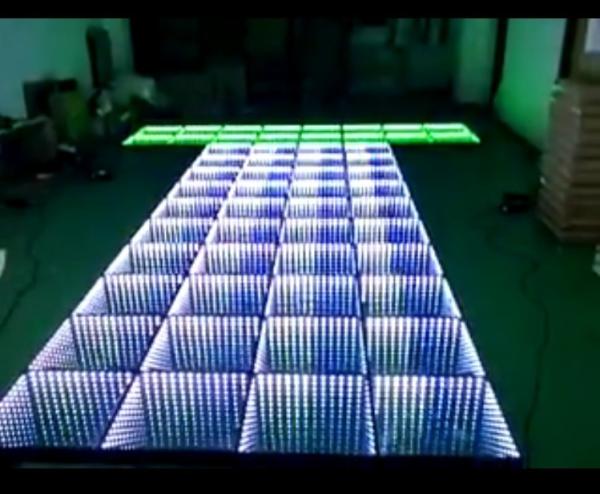 China 50 Ra CRI LED Dance Floor Tiles for Wedding Party Decoration Shinning Multi Color 50000 Working Hours supplier