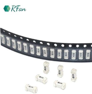 China 2410/1808/6125 Surface Mount Chip Fuse Ceramic Patch 3A 3.15A 3.5A 125V/250V/300V for sale