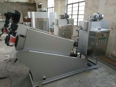 China Food Industry Sludge Screw Press Sludge Dewatering Machine 2rpm ~ 3rpm  Screw Sludge Dehydrator for sale