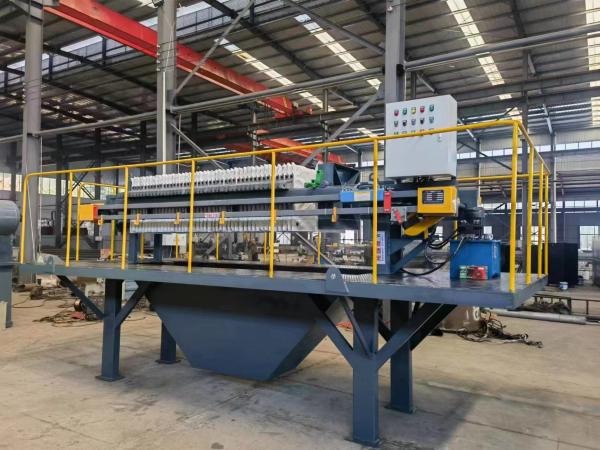 Smallscale Sludge Dewatering Round Clay Filter Press Machine , Plastic Wastewater Plate Frame Filter Press