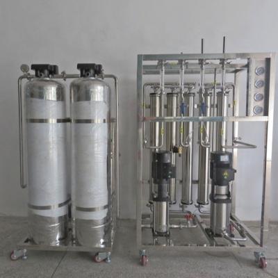 Cina 1500 Kg Peso 250 Lph attrezzatura di trattamento dell'acqua per osmosi inversa per azienda di distribuzione dell'acqua potabile in vendita