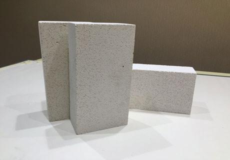 Lightweight Mullite Bricks for Thermal Insulation