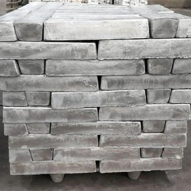High Conductivity Bright Silver Magnesium Ingot 99.98% 25kg For Casting And Forging