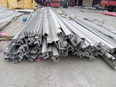 China 201 Pickled Stainless Steel Angle Bar Brackets Unequal ASTM A479 for industry use for sale