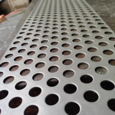 Feuillard perforé de la catégorie 304 de feuille d'acier inoxydable 0.5-3.0mm