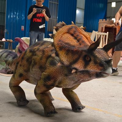 China New Realistic Animatronic Remote Control Walking Robot Dinosaur Triceratops Robot Dog for sale