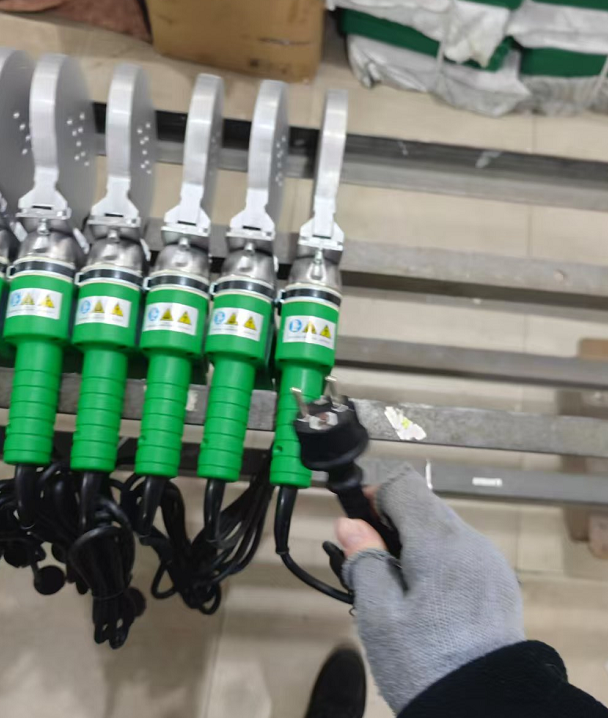 Socket Fusion Welding Machine in use