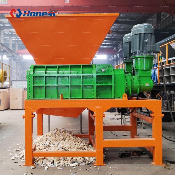 Quality High Quality Automatic Scrap Car Tire Rubber Recycling Machine Double Shaft Low for sale